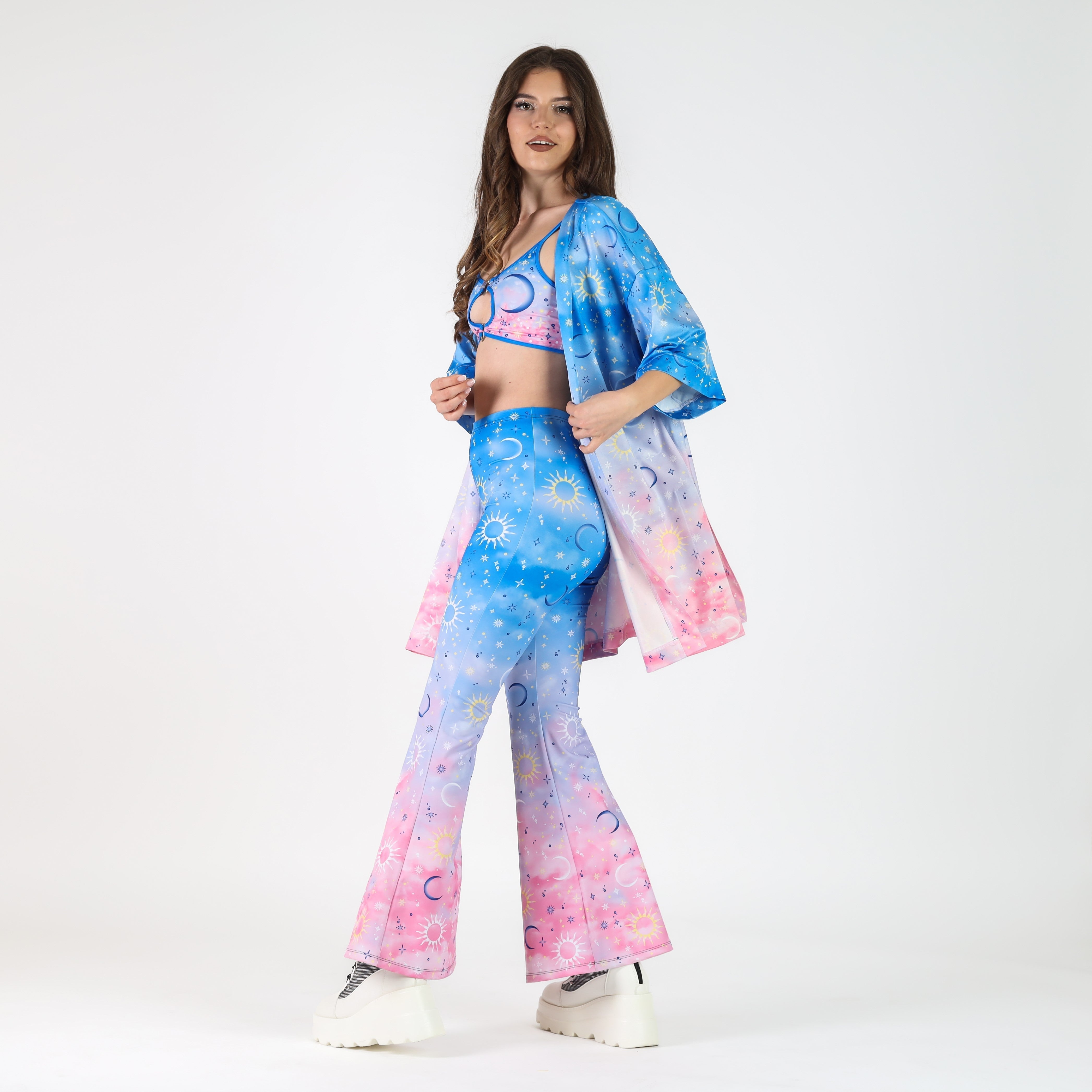 The Evolution of Pants: From Classic Cuts to Modern Trends