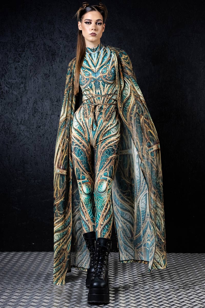 Elf Majesty Costume With Wings | Devil Walking